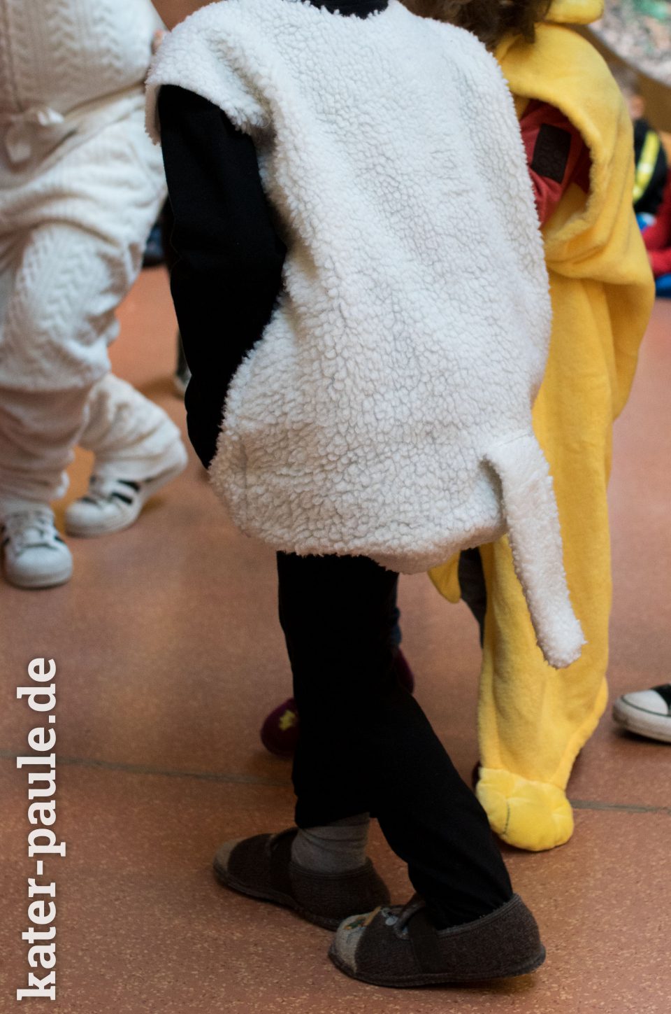 Shaun das Schaf Kostüm für den Kinderfasching - Super schnell genäht!